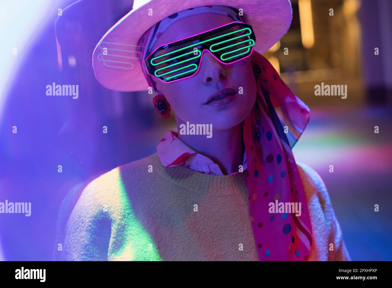 Neon stilvoll -Fotos und -Bildmaterial in hoher Auflösung – Alamy