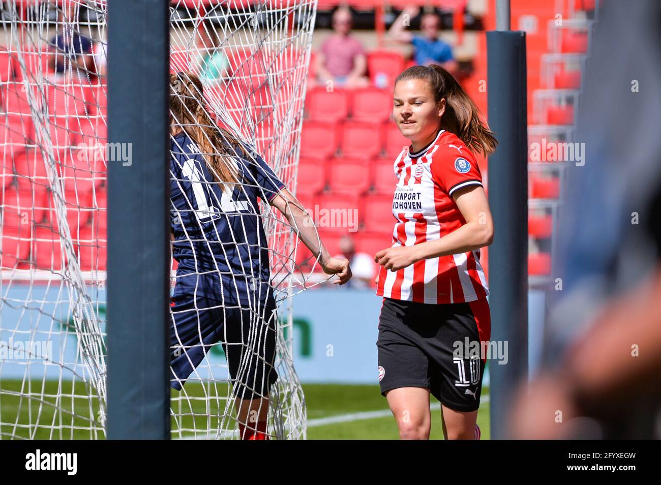 EINDHOVEN, NIEDERLANDE - 30. MAI: Kayleigh Van Dooren vom PSV Eindhoven ...