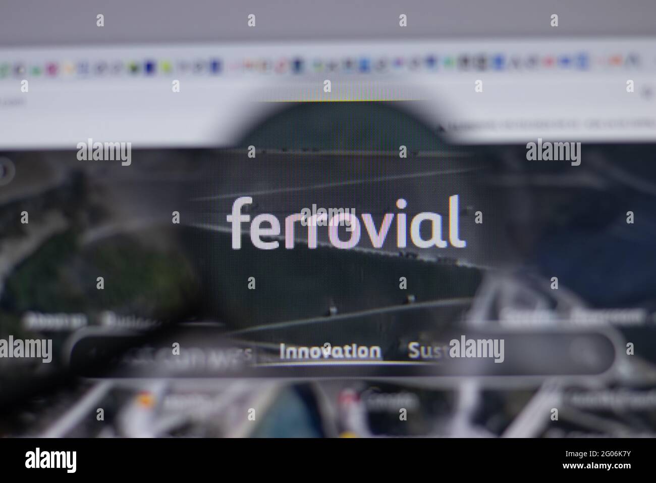 Ferrovial logo -Fotos und -Bildmaterial in hoher Auflösung – Alamy