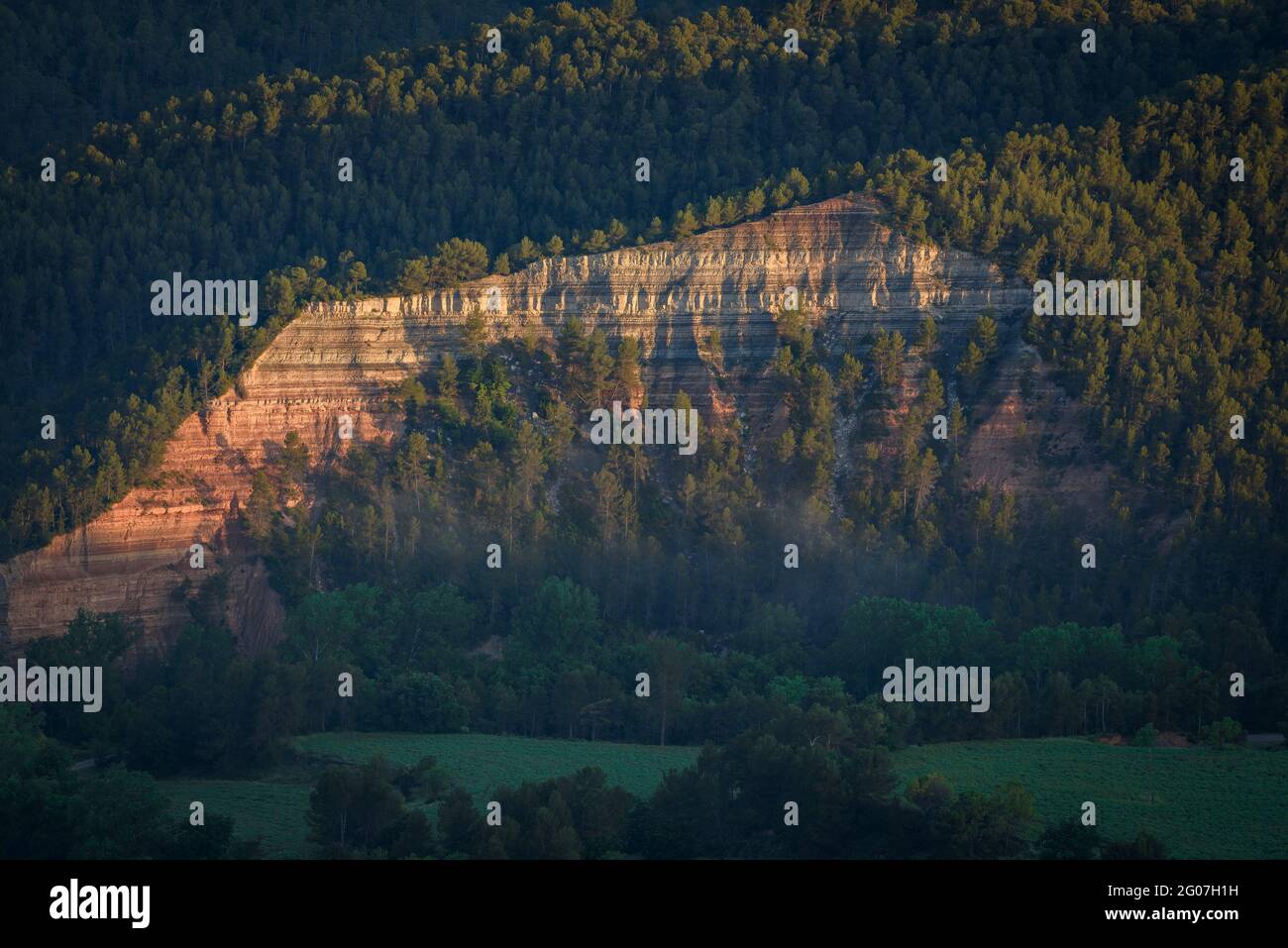 Blick vom Aussichtspunkt Serrat de Cal Tripeta in Santa Maria d'Oló bei ...