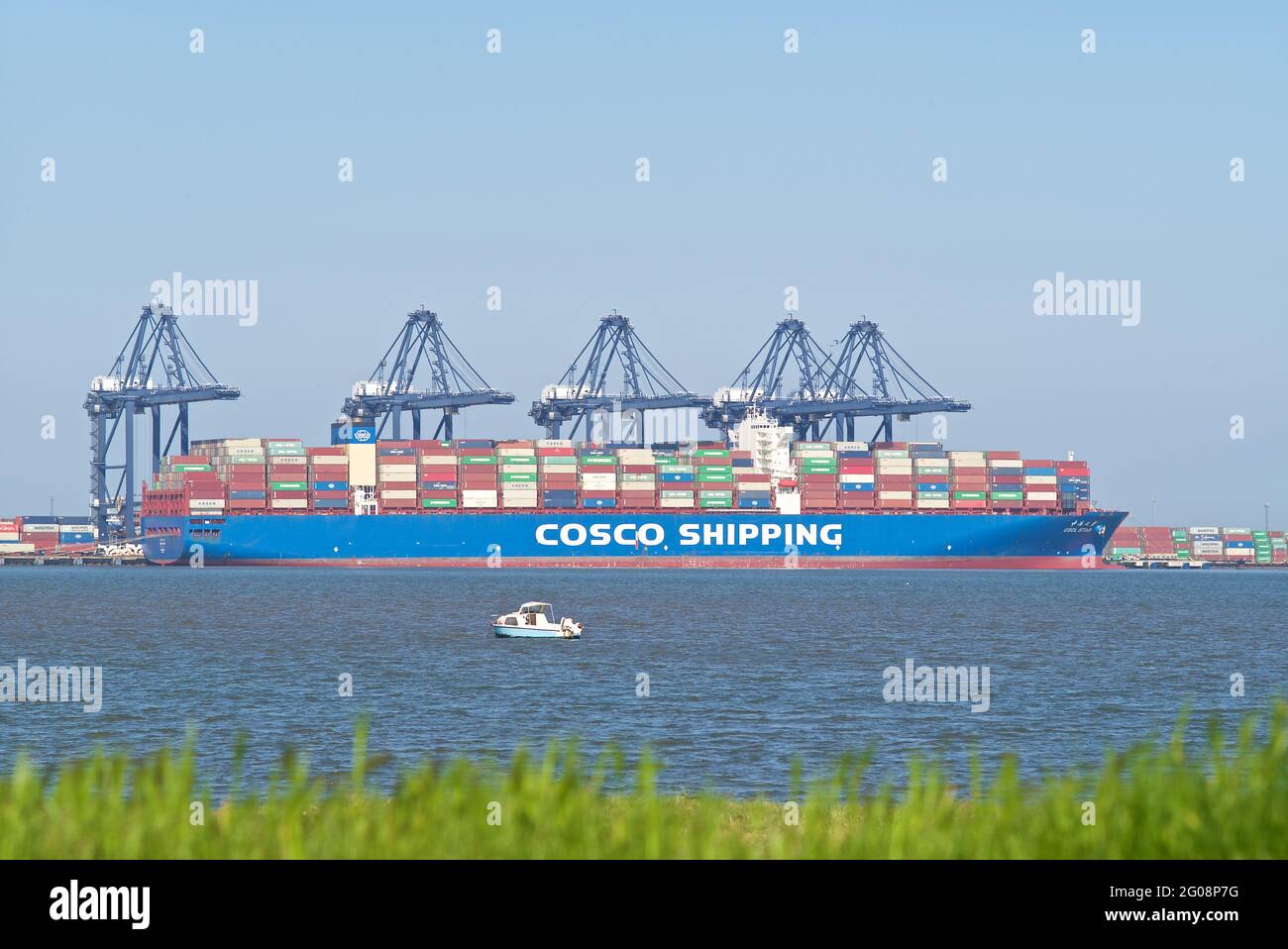 Cosco containerschiff felixstowe -Fotos und -Bildmaterial in hoher ...