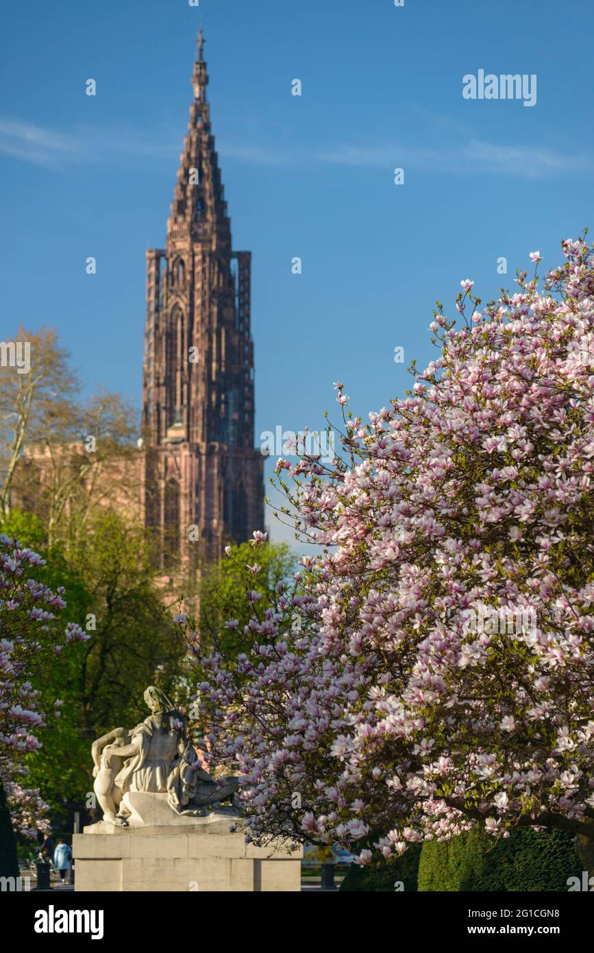 FRANKREICH, BAS-RHIN (67), STRASSBURG, PLACE DE LA REPUBLIQUE ...