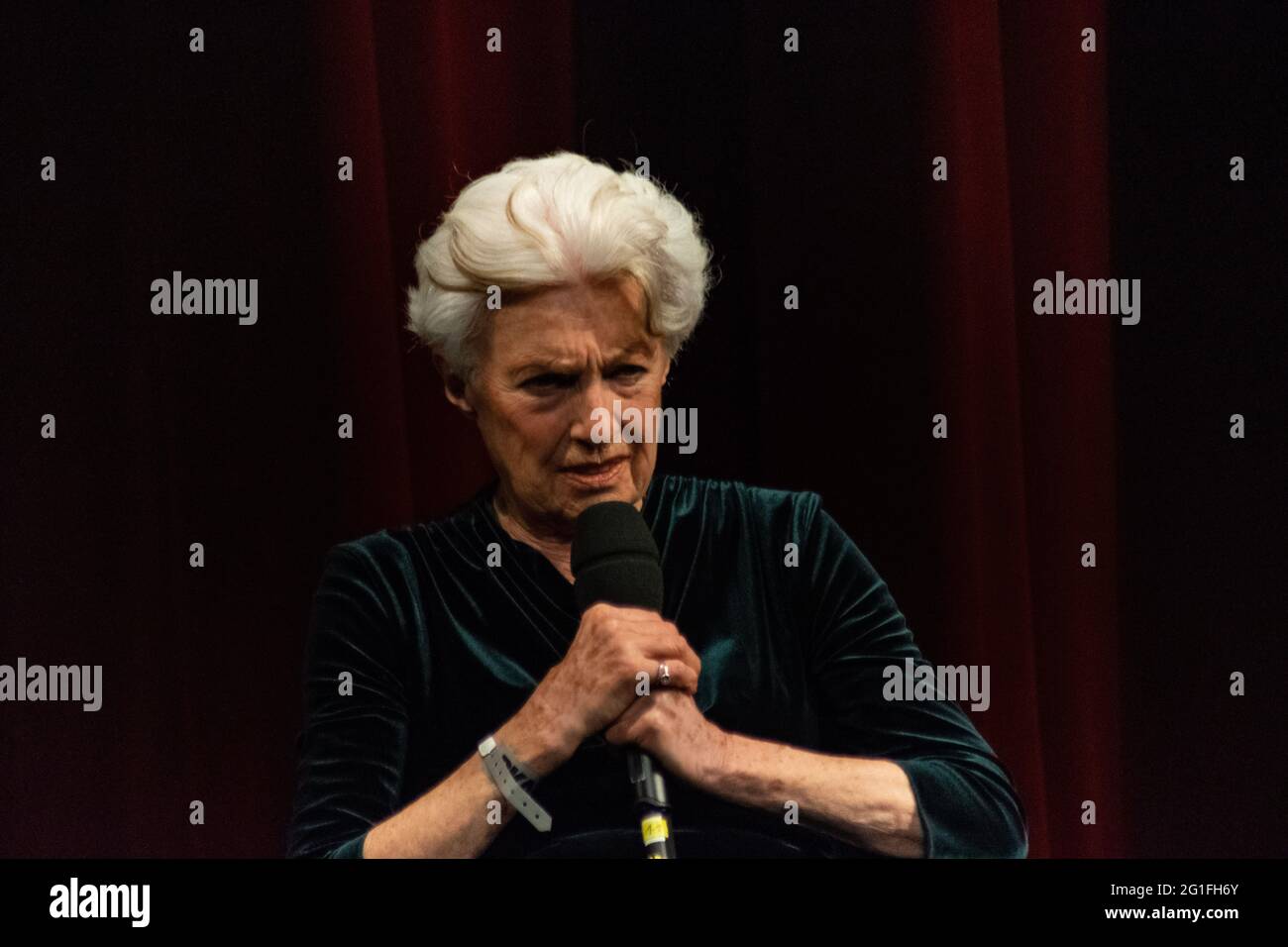 Nicole heesters -Fotos und -Bildmaterial in hoher Auflösung – Alamy