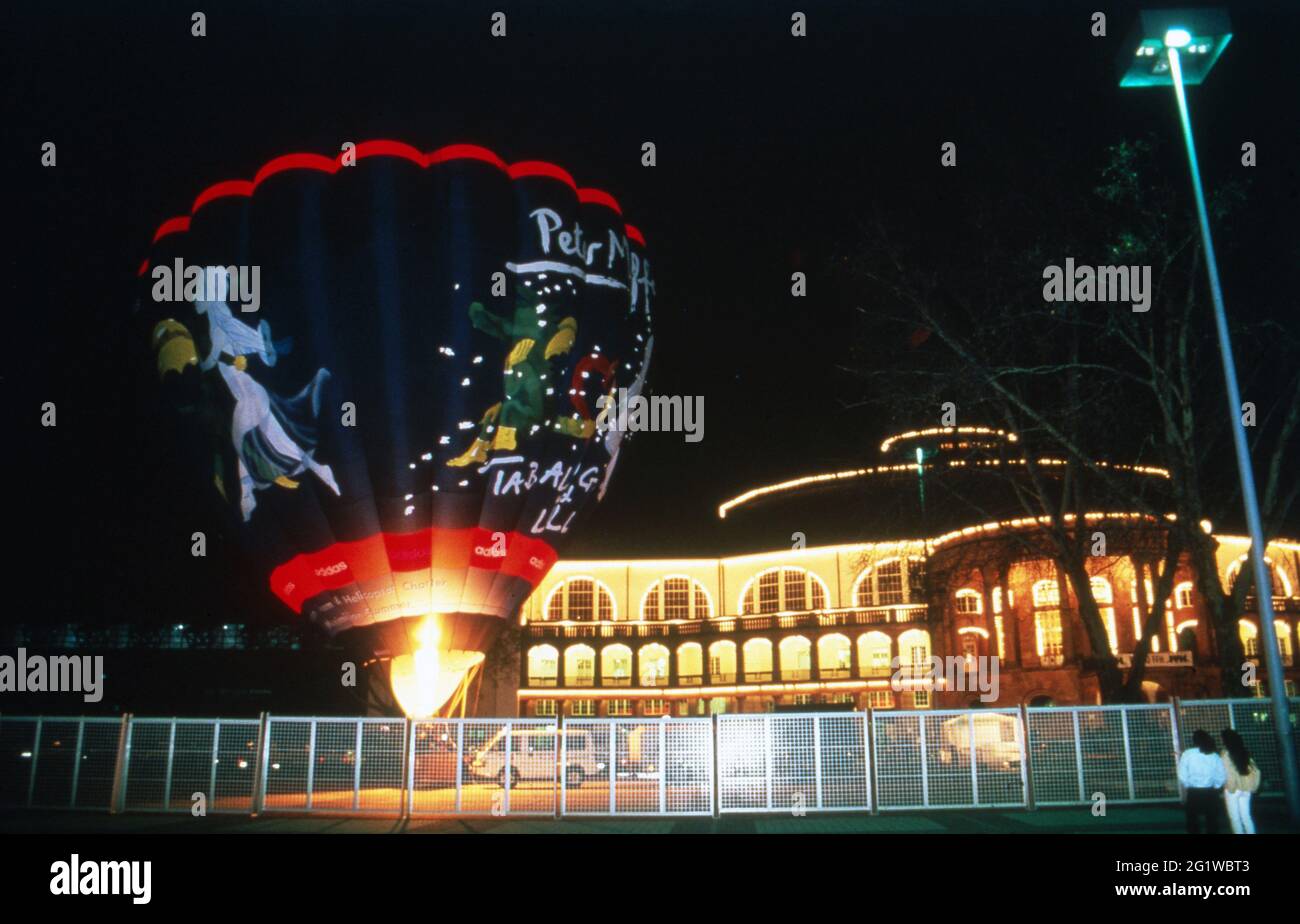 Bühnenbild bei der Premiere vom Musical 'Tabaluga und Lilli' in ...