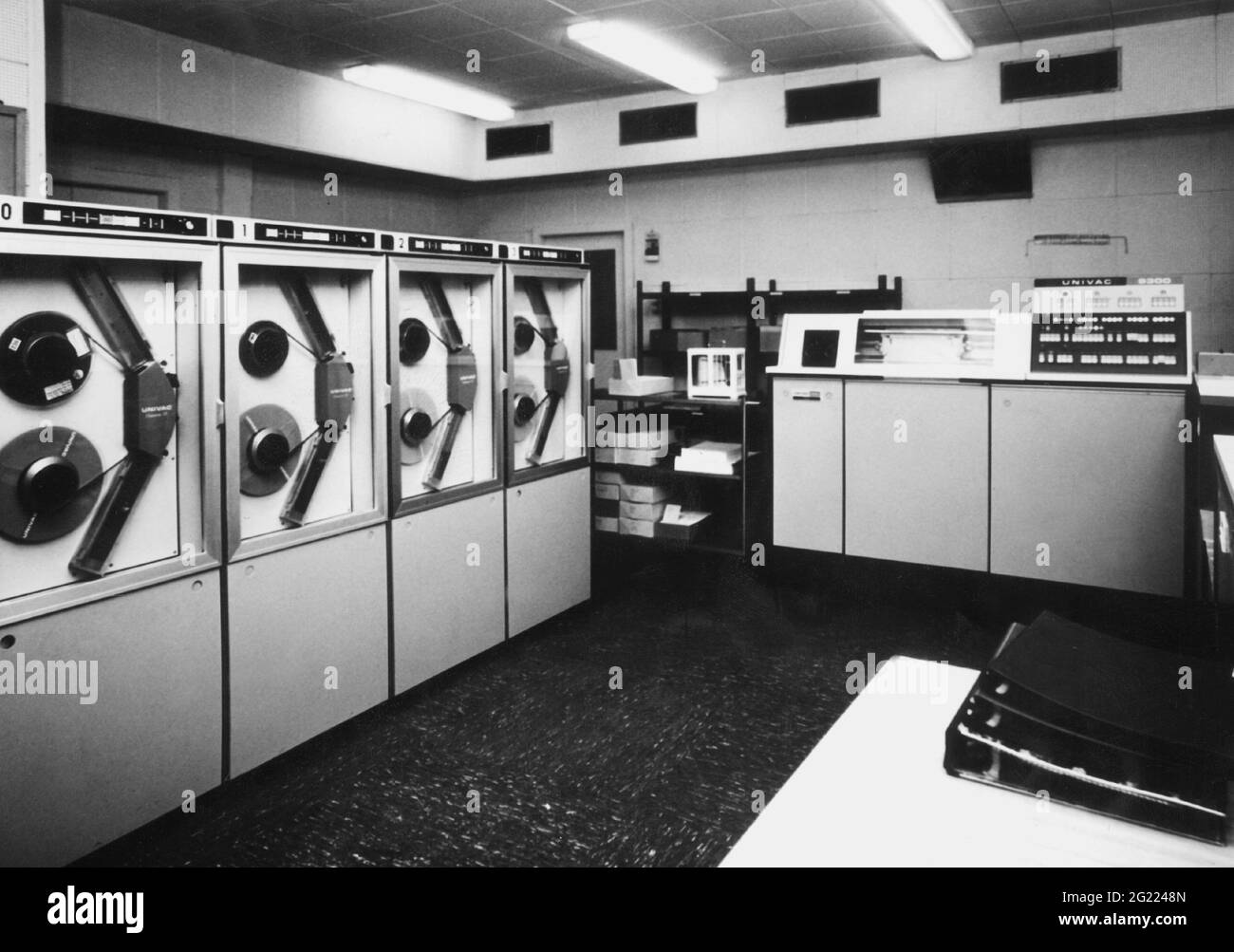 Mainframe edp -Fotos und -Bildmaterial in hoher Auflösung – Alamy