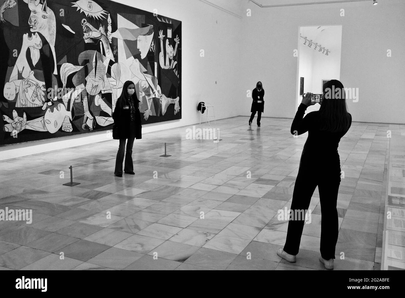 Guernica malerei Schwarzweiß-Stockfotos und -bilder - Alamy