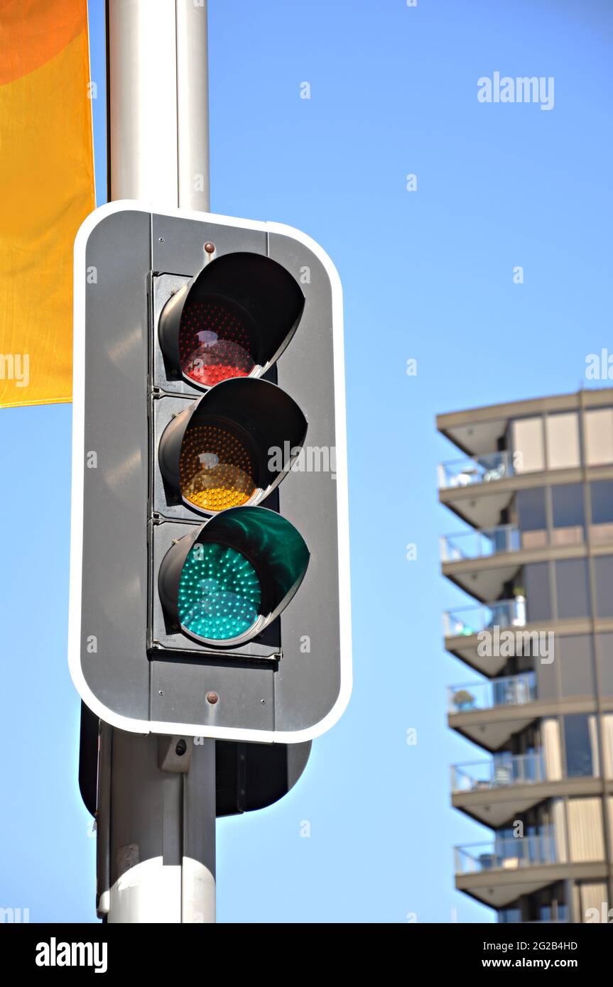 Traffic lights junction -Fotos und -Bildmaterial in hoher Auflösung – Alamy