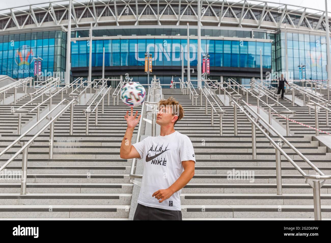 Wembley Stadium, Wembley Park, Großbritannien. Juni 2021. Vor dem ...