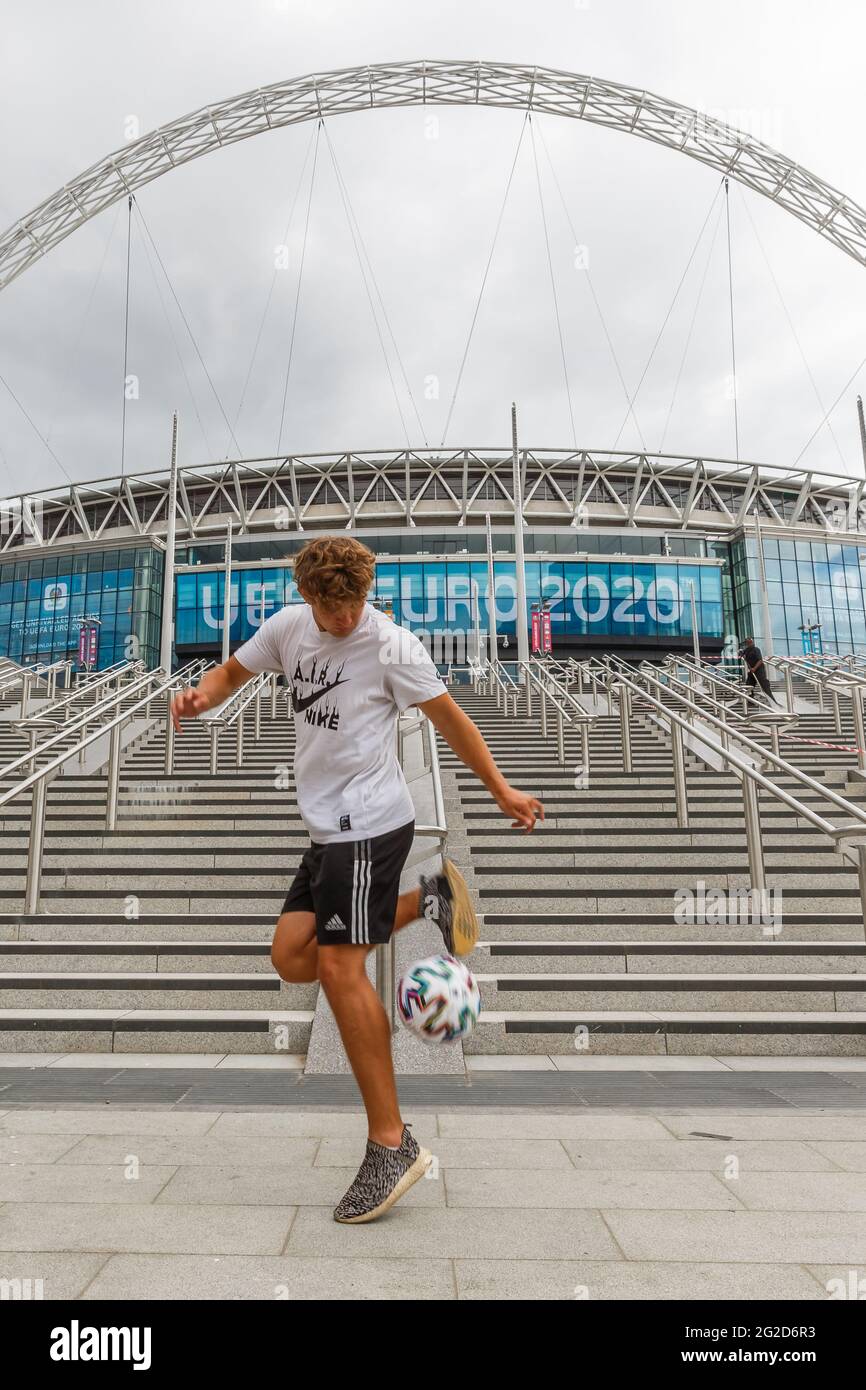 Wembley Stadium, Wembley Park, Großbritannien. Juni 2021. Vor dem ...