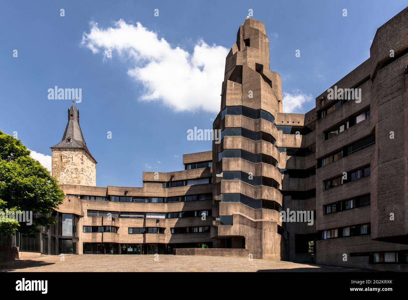 Das Rathaus von Bergisch Gladbach Bensberg, Architekt Gottfried Boehm ...