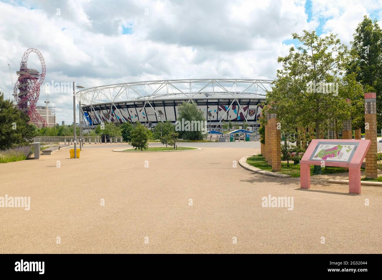 London Stadium, Heimstadion des West Ham United Football Club im Queen ...