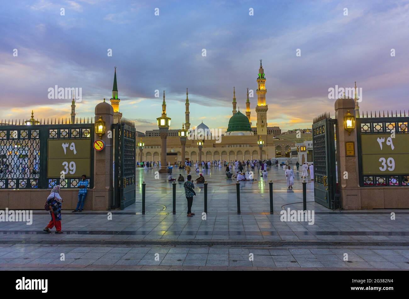 Madinah munawwarah -Fotos und -Bildmaterial in hoher Auflösung - Seite ...