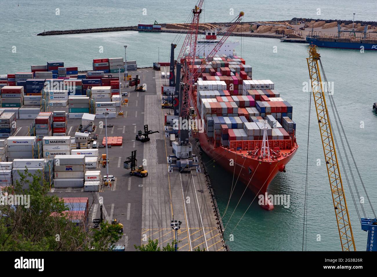 Mv rio madeira laden von containern im hafen von napier nz -Fotos und -Bildmaterial in hoher ...