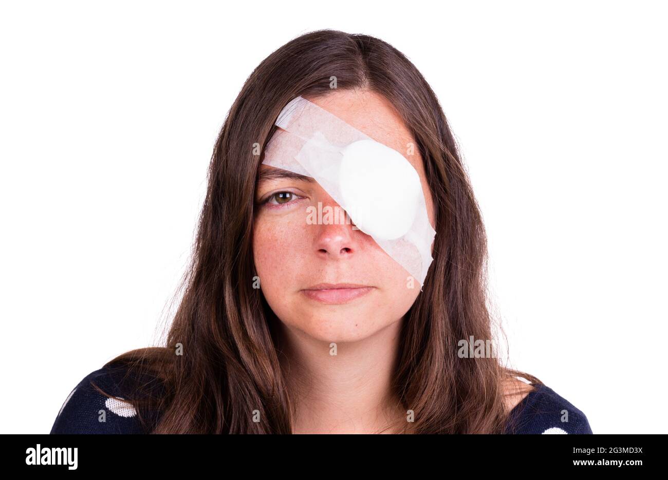 Woman Eye Patch Stockfotos und -bilder Kaufen - Alamy