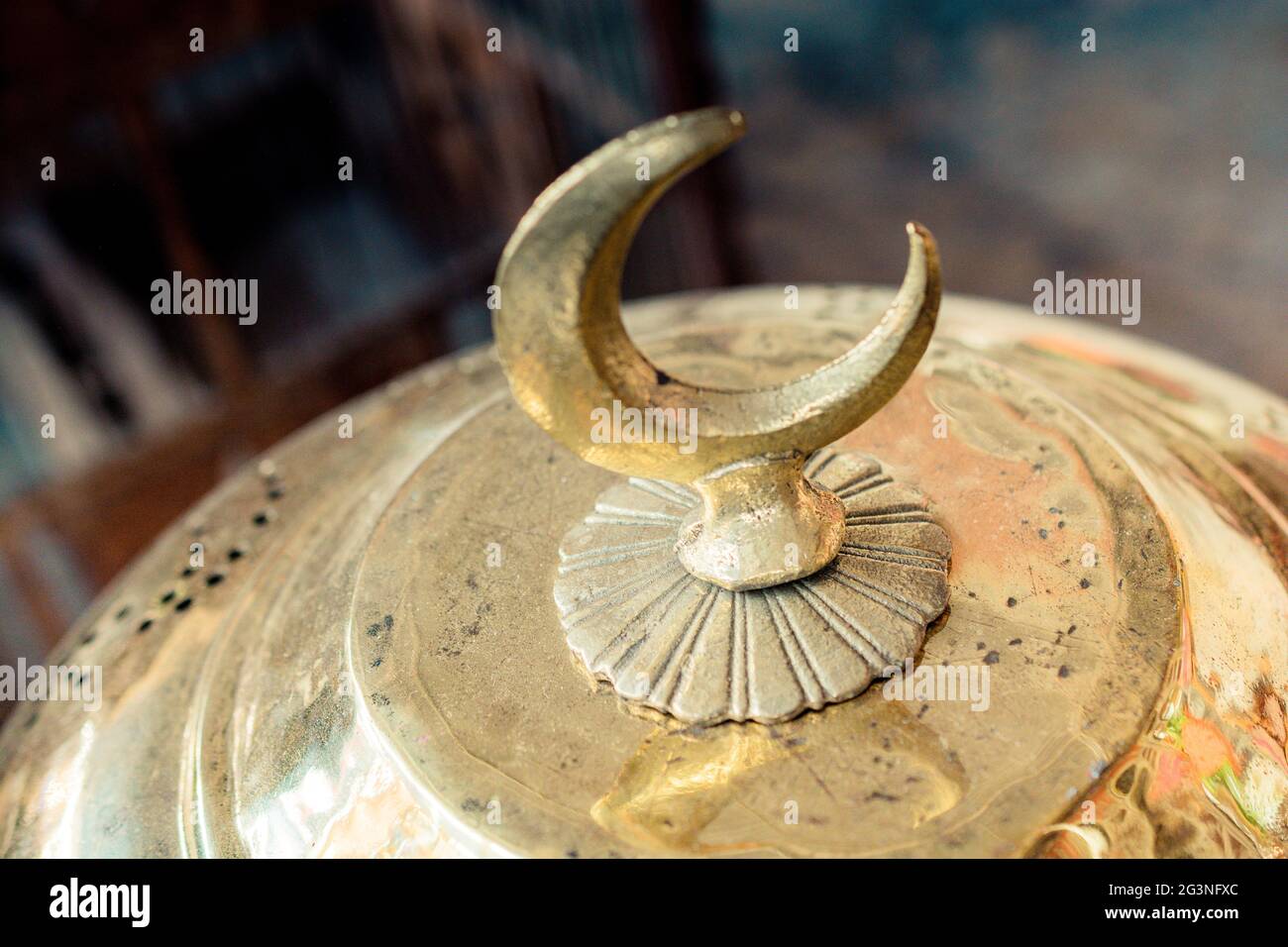 Stern und halbmondikone -Fotos und -Bildmaterial in hoher Auflösung – Alamy