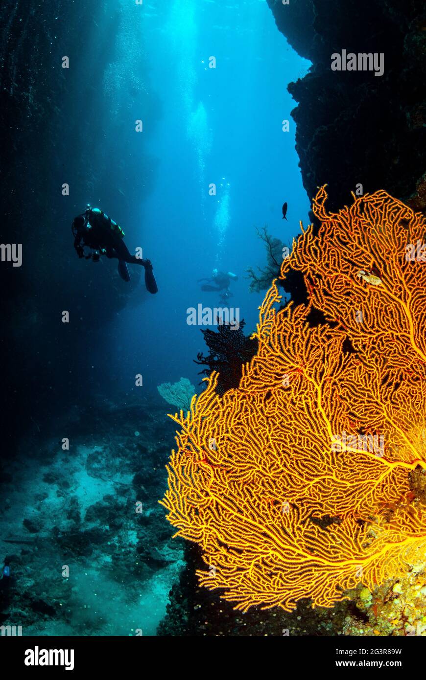 Dunkles Meer Stockfotos und -bilder Kaufen - Alamy