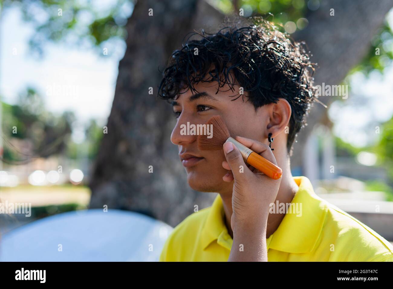 Junge schwule -Fotos und -Bildmaterial in hoher Auflösung – Alamy