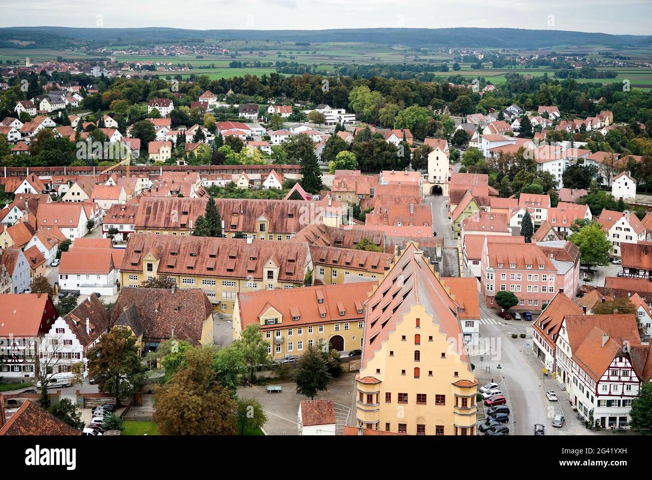 Nördlingen stadtmauer -Fotos und -Bildmaterial in hoher Auflösung – Alamy