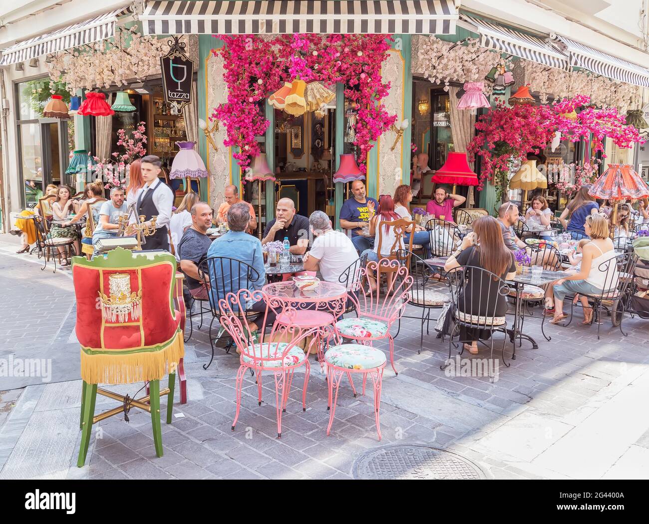 Terrasse Cafeteria Griechenland Stockfotos und -bilder Kaufen - Alamy