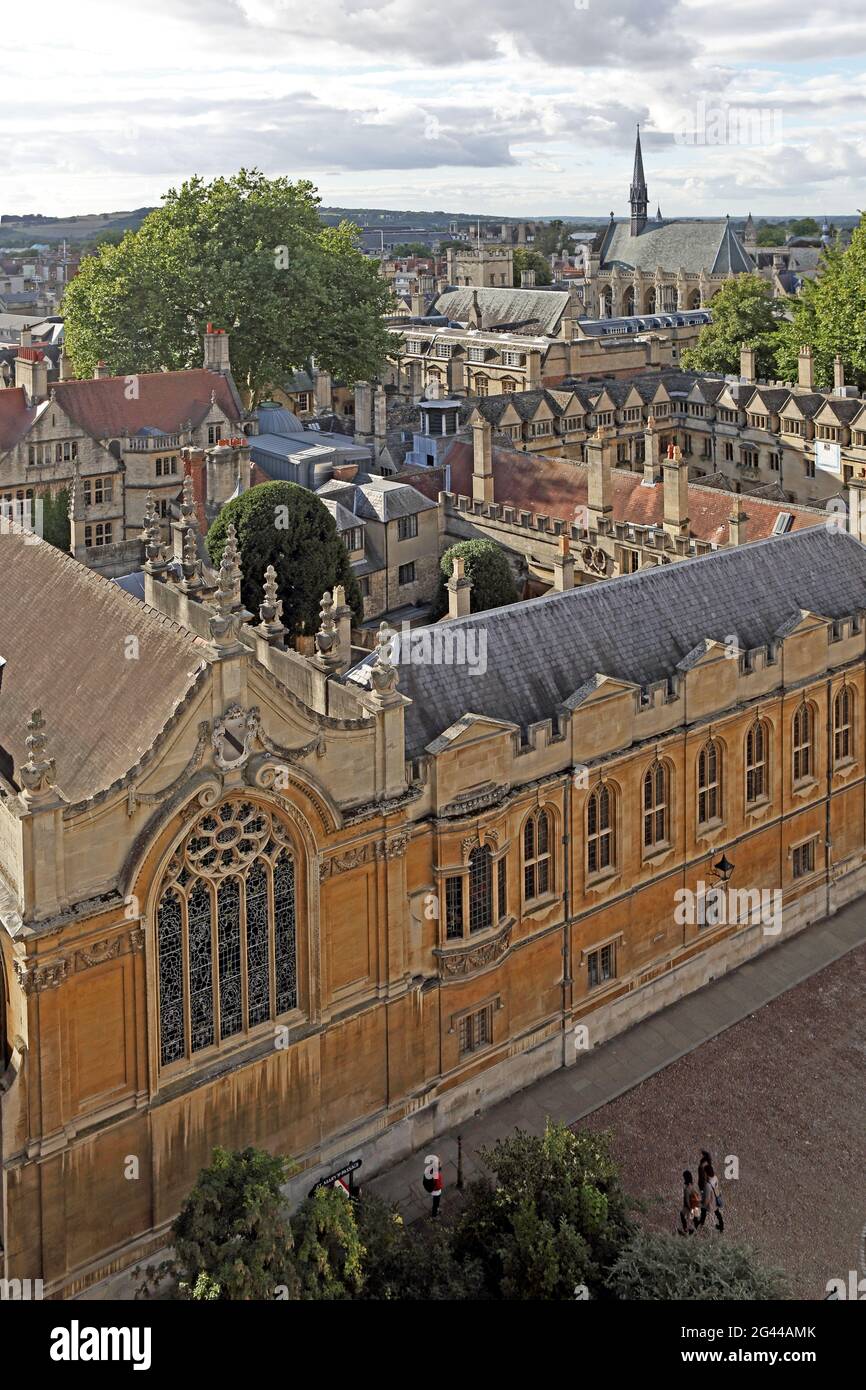 Kirche college -Fotos und -Bildmaterial in hoher Auflösung – Alamy
