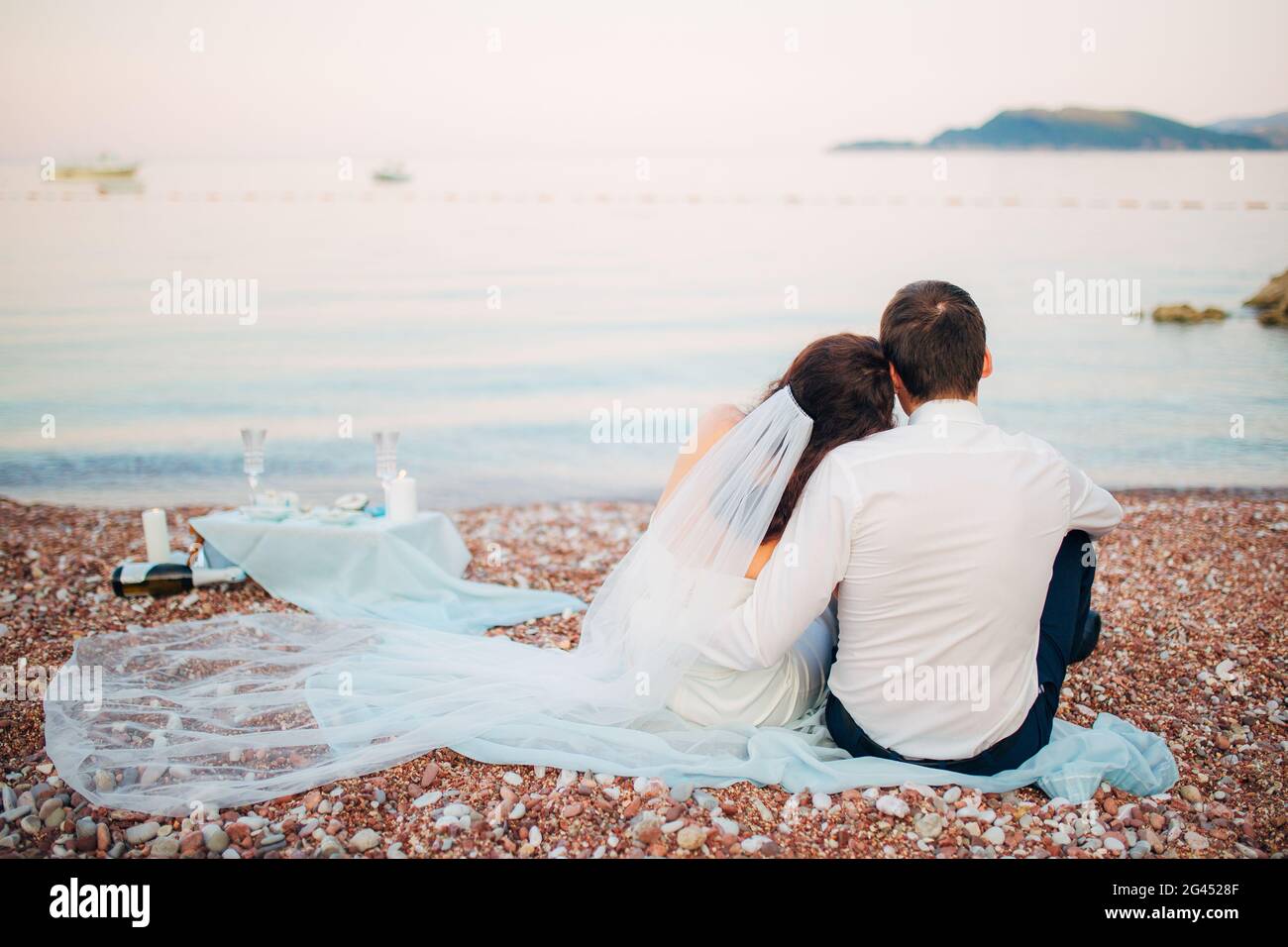 Picknick am strand -Fotos und -Bildmaterial in hoher Auflösung – Alamy
