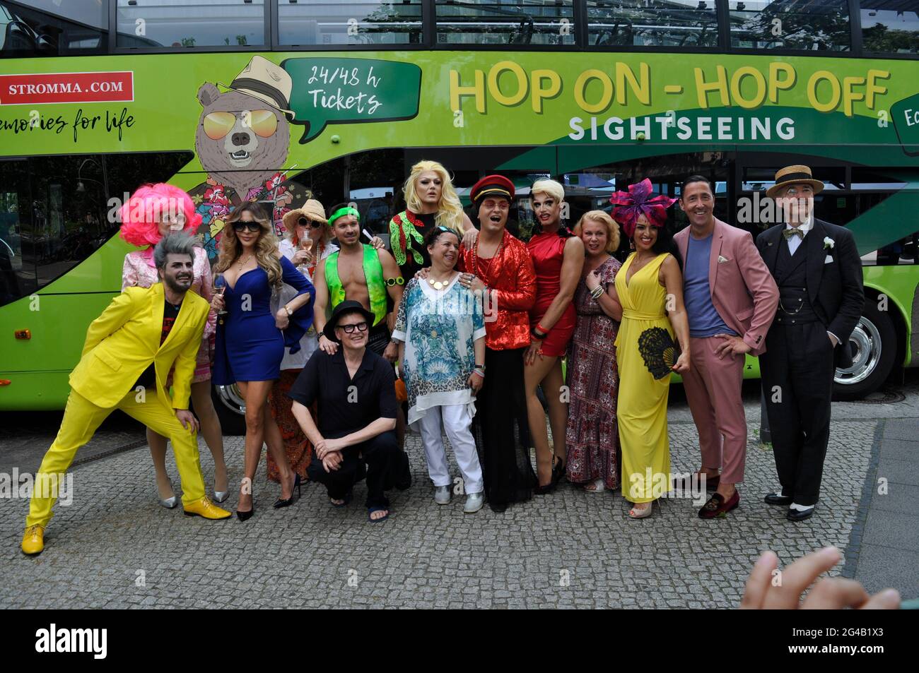 Julian F.M. Stoeckel, Henry de Winter, Cindy Berger, Marco Tornese ...