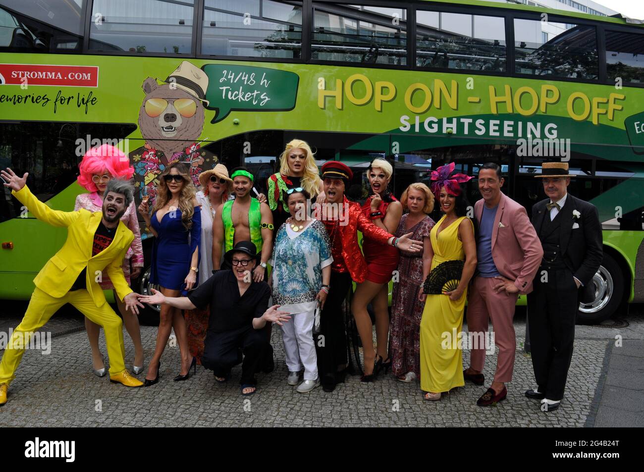 Julian F.M. Stoeckel, Henry de Winter, Cindy Berger, Marco Tornese ...