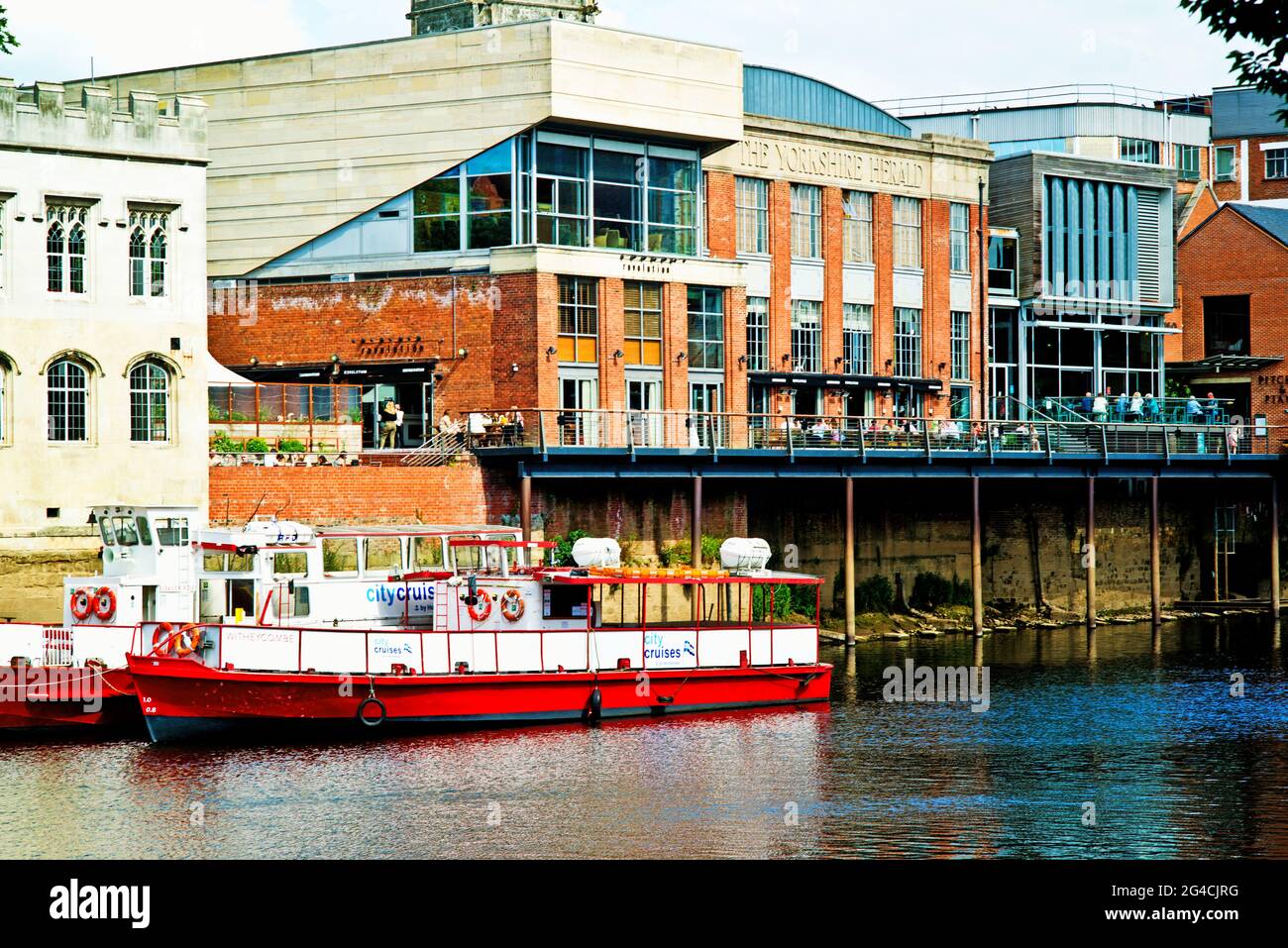 York city river boote -Fotos und -Bildmaterial in hoher Auflösung – Alamy