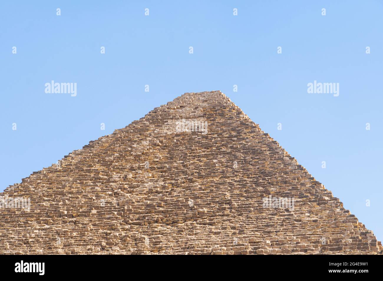 Die große Pyramide von Khufu oder Cheops-Pyramide ist die älteste und ...