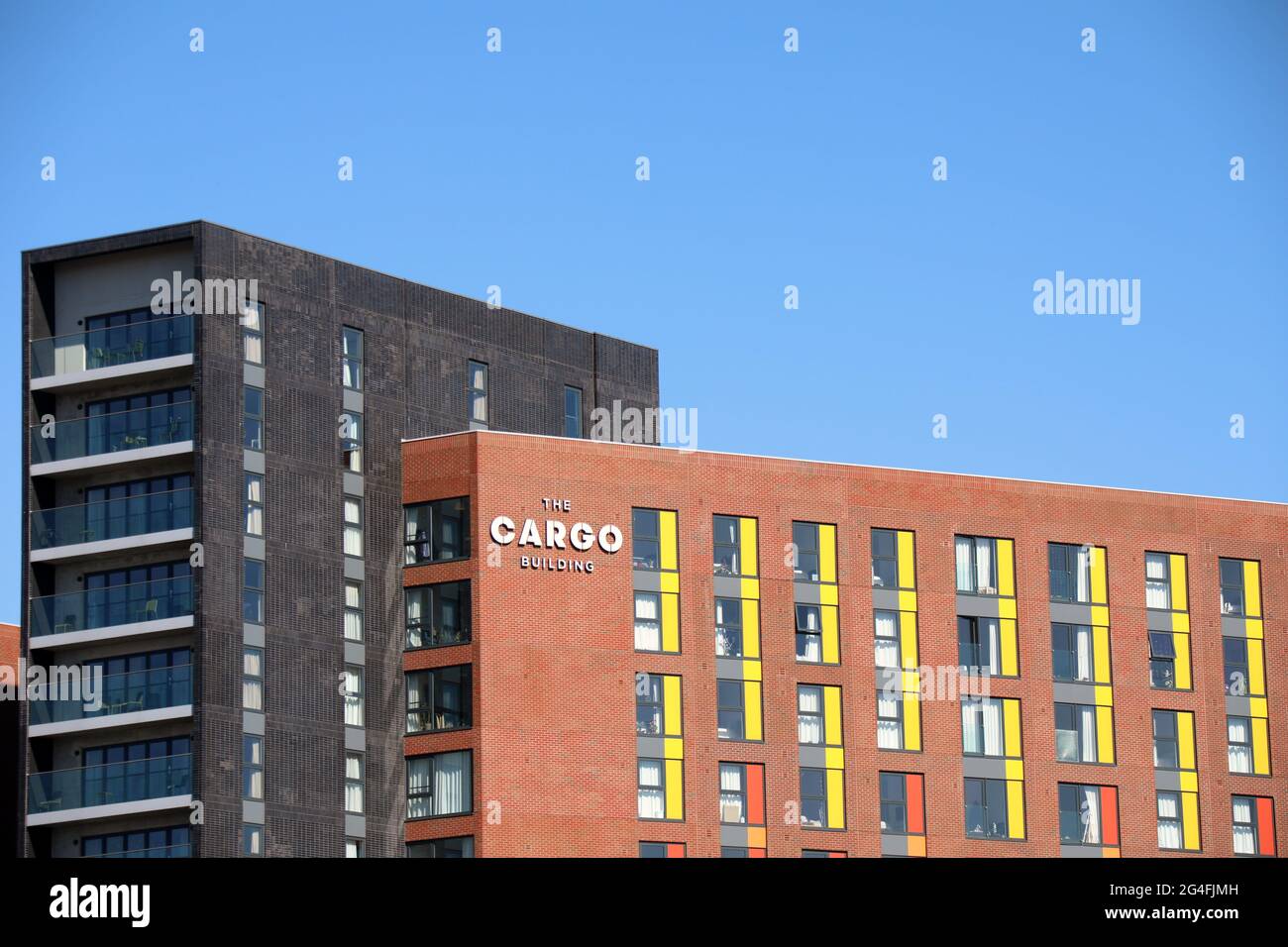 Building block triangle -Fotos und -Bildmaterial in hoher Auflösung – Alamy