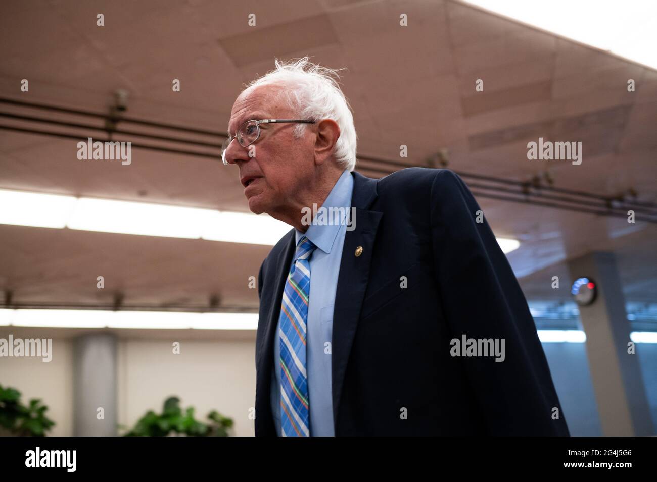 Senator Bernie Sanders (I-VT) in der Senate Subway, im US-Kapitol, in ...