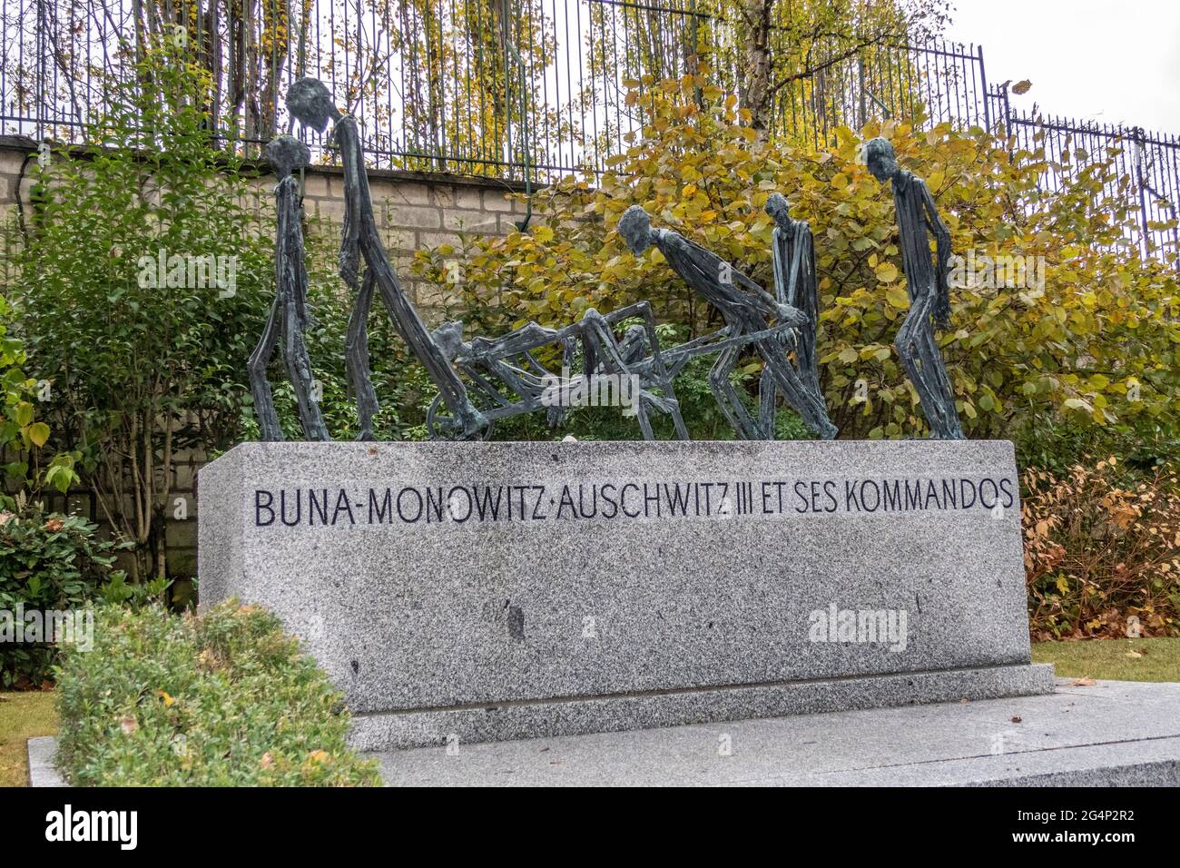 Das Buna-Auschwitz III-Denkmal auf dem Friedhof Pere Lachaise, Paris ...