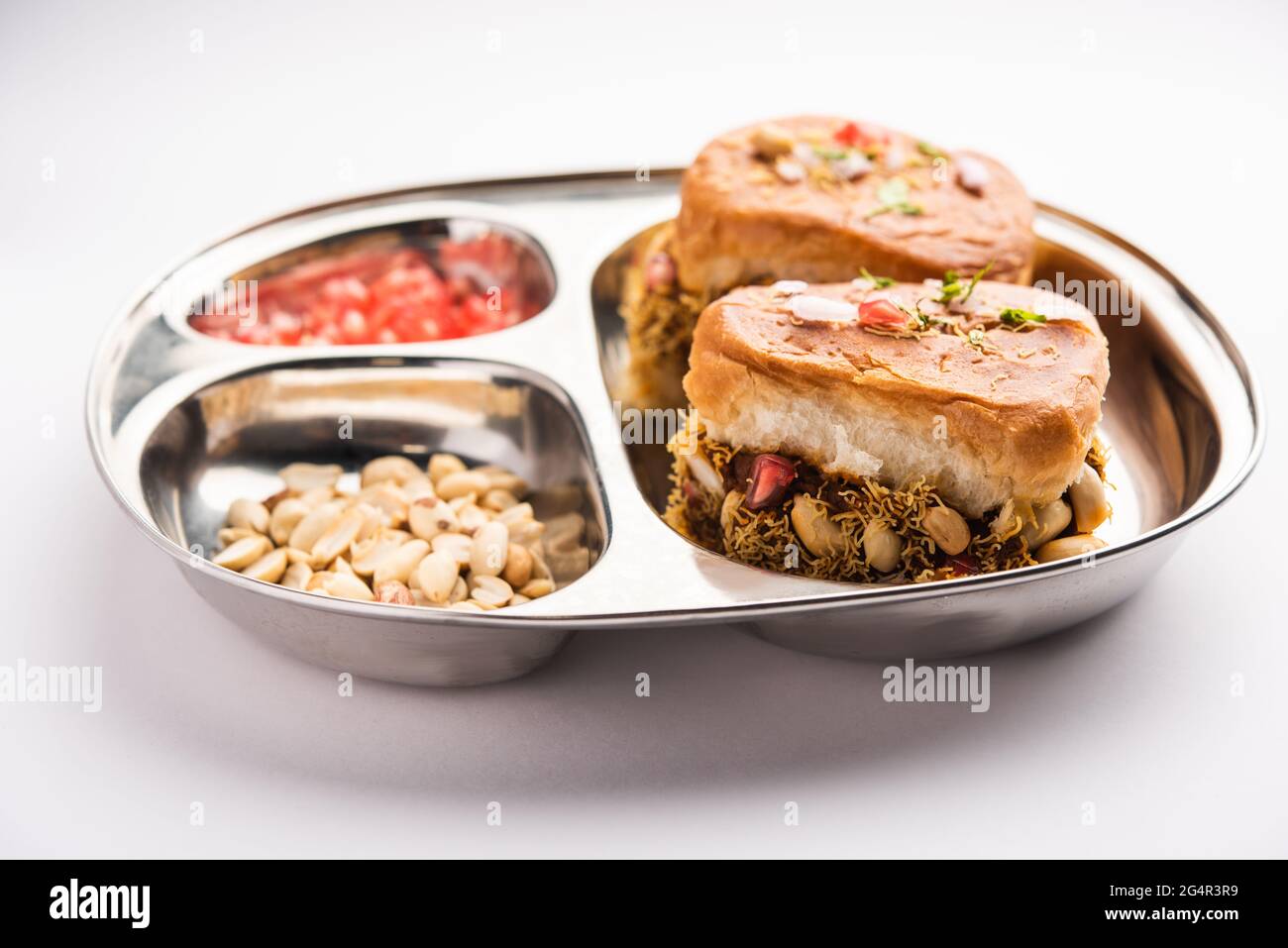 Dabeli, Kutchi Dabeli oder Double Roti ist ein beliebtes Snack-Essen in ...