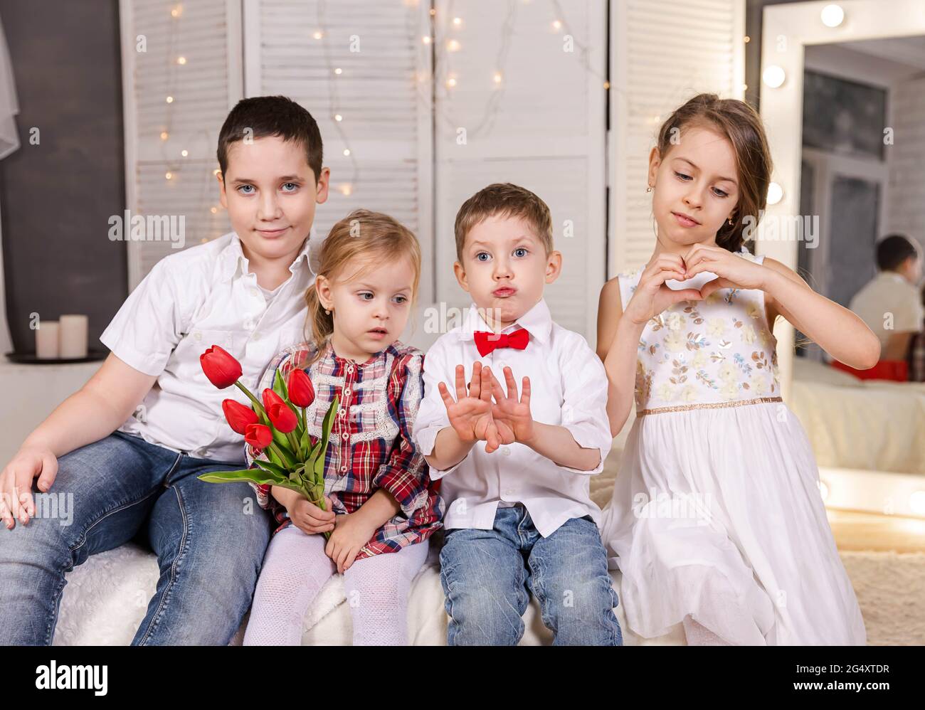 Mit den kindern ausruhen -Fotos und -Bildmaterial in hoher Auflösung ...