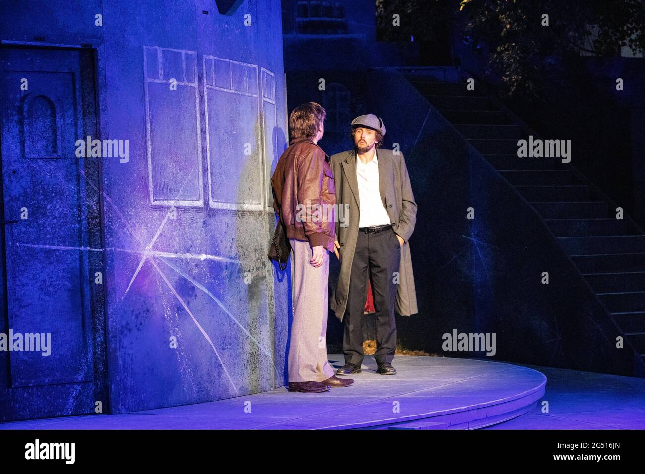 Maja adler -Fotos und -Bildmaterial in hoher Auflösung – Alamy