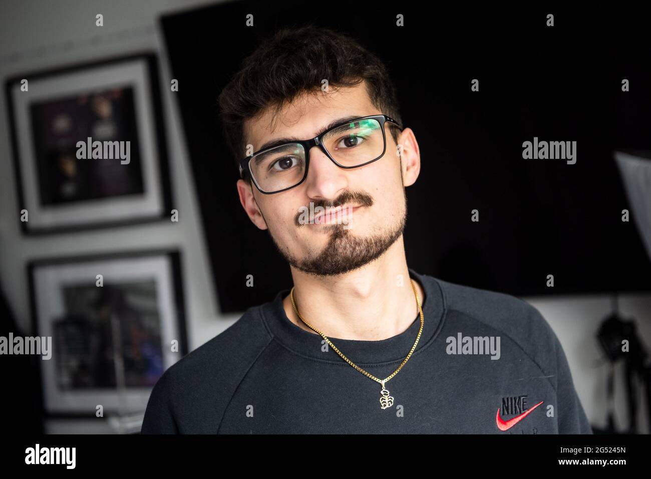 Alpa gun -Fotos und -Bildmaterial in hoher Auflösung – Alamy