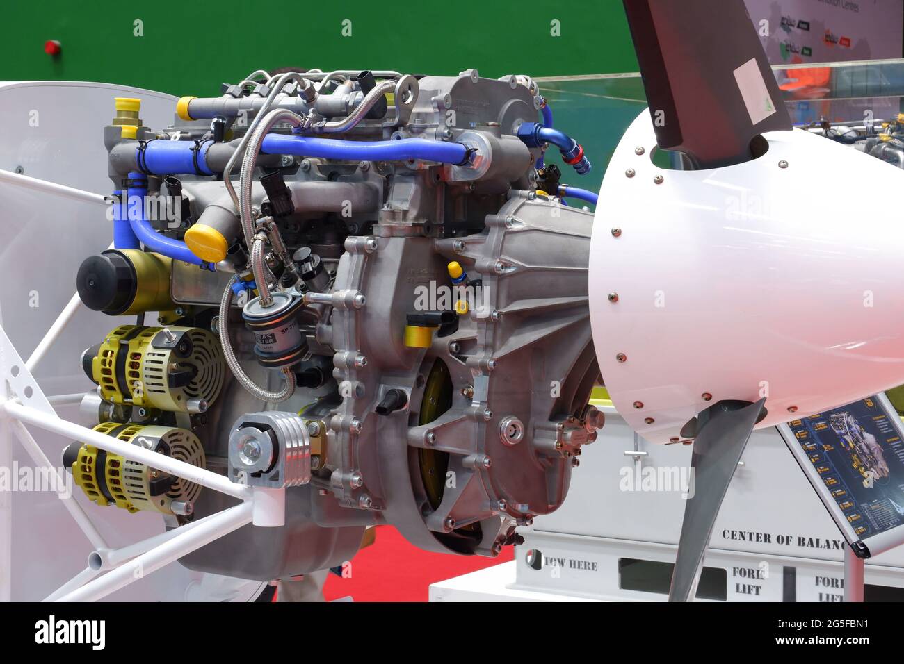 Turboprop engine -Fotos und -Bildmaterial in hoher Auflösung – Alamy