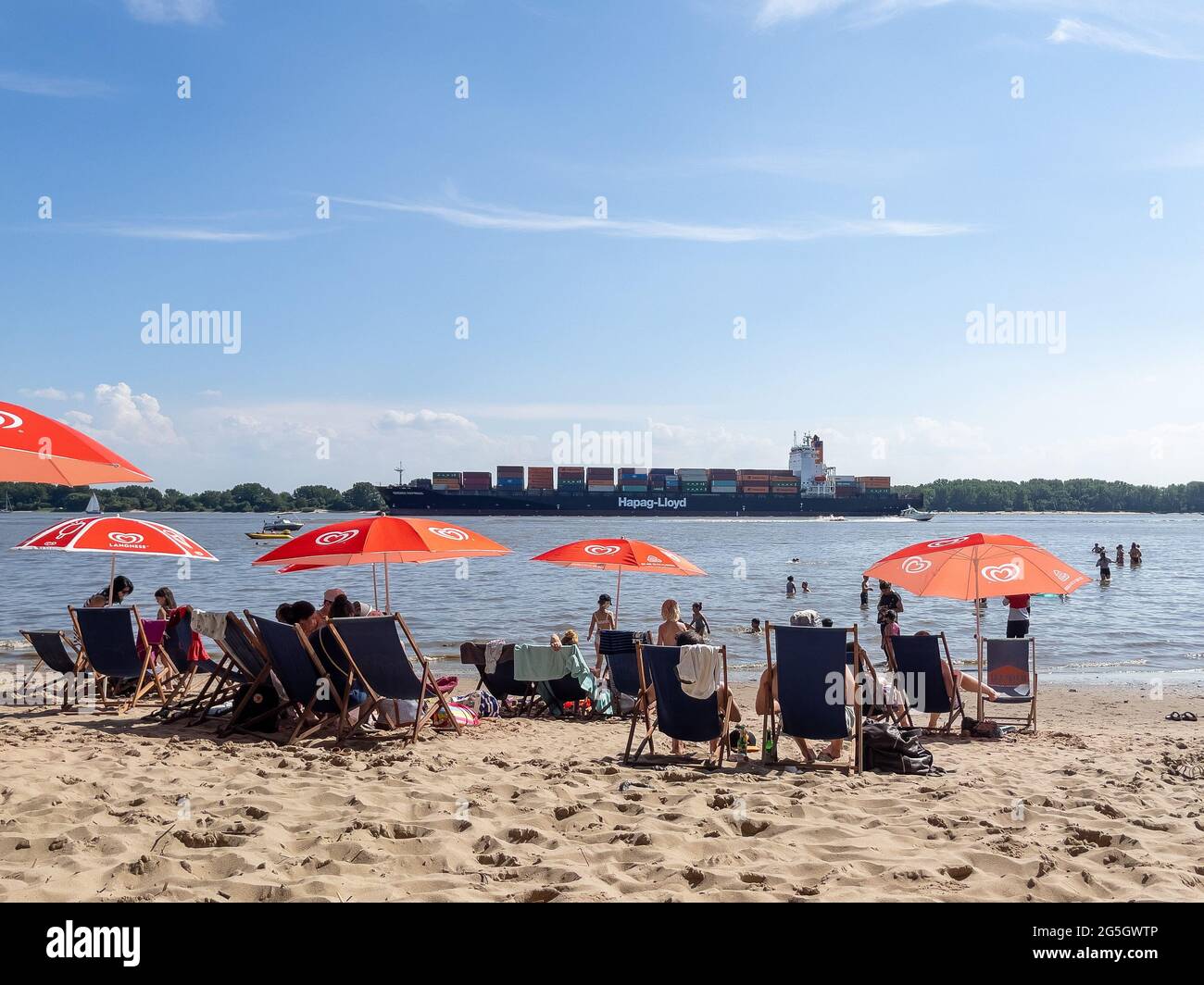 Strandbad wedel -Fotos und -Bildmaterial in hoher Auflösung – Alamy