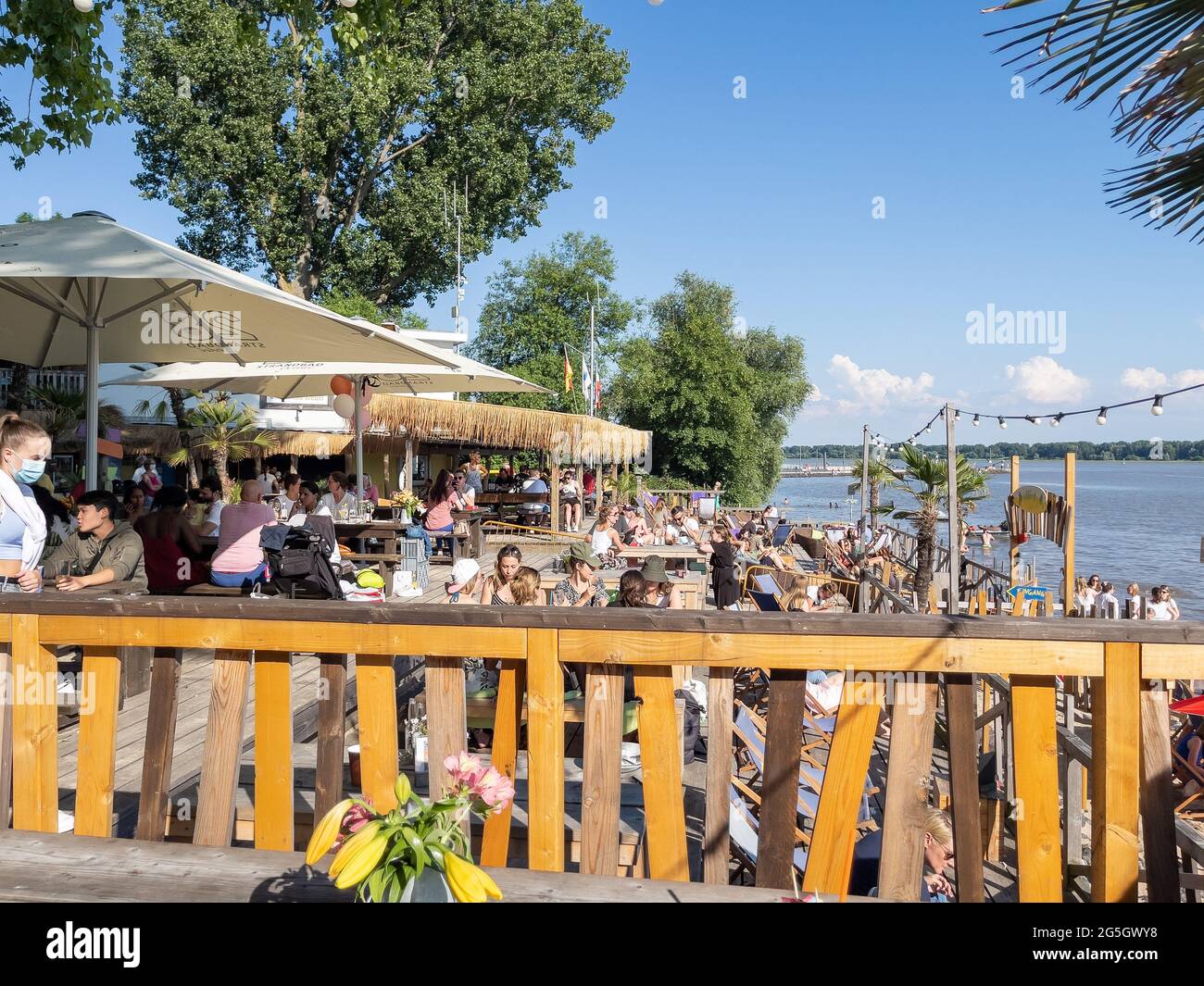 Strandbad wedel -Fotos und -Bildmaterial in hoher Auflösung – Alamy