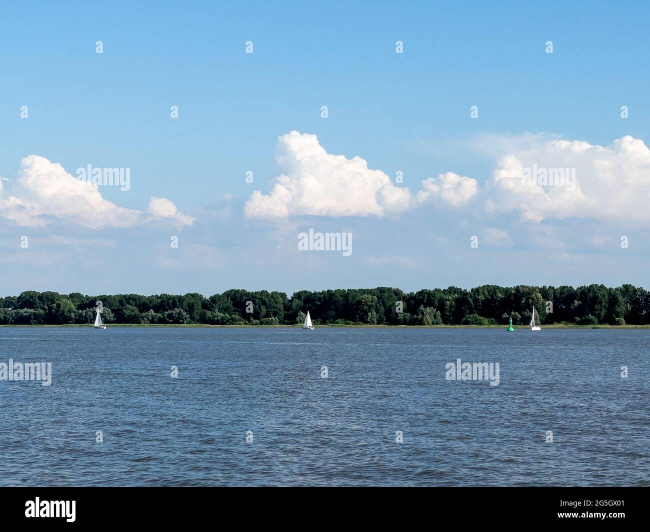 Strandbad wedel -Fotos und -Bildmaterial in hoher Auflösung – Alamy