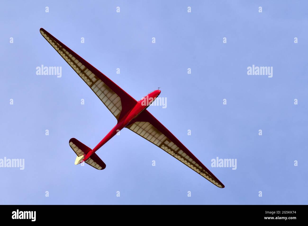 Vintage glider -Fotos und -Bildmaterial in hoher Auflösung – Alamy