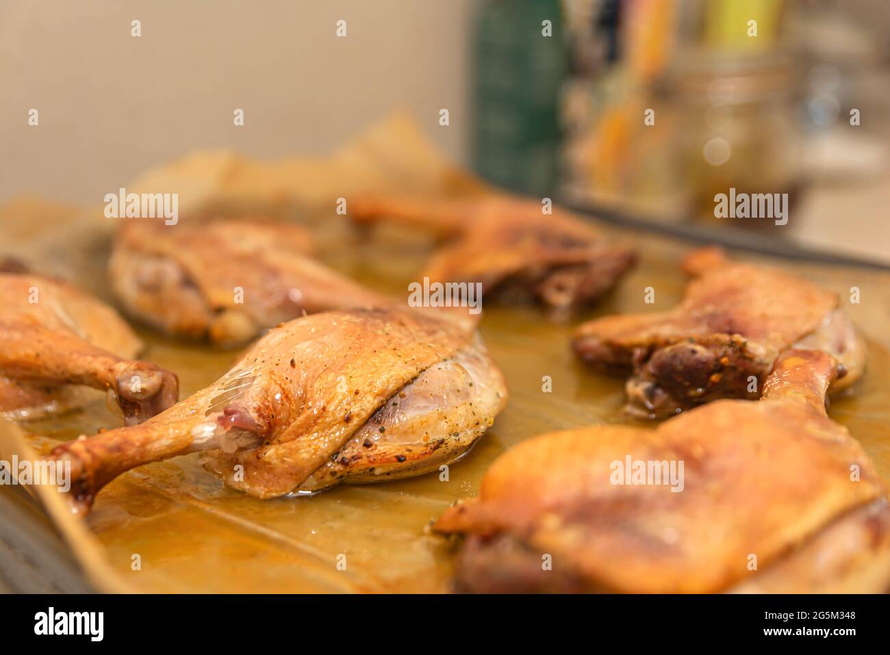 Gebackene ente -Fotos und -Bildmaterial in hoher Auflösung – Alamy