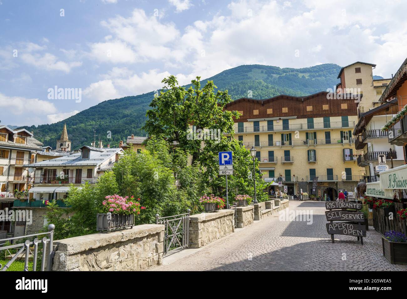 Limone piemonte -Fotos und -Bildmaterial in hoher Auflösung – Alamy