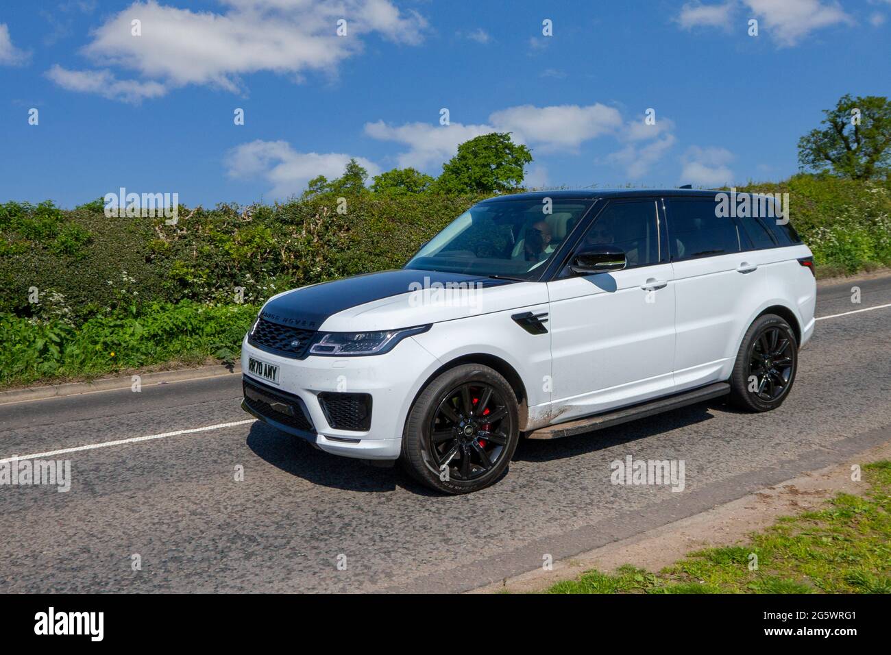 Weisser Range Rover