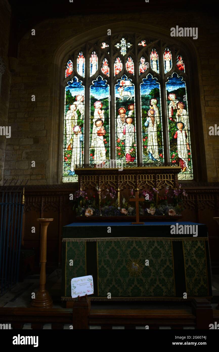 Prinzessin Diana oder Diana Spencer, die sich in der Kirche der Heiligen Maria in Great Brington ...