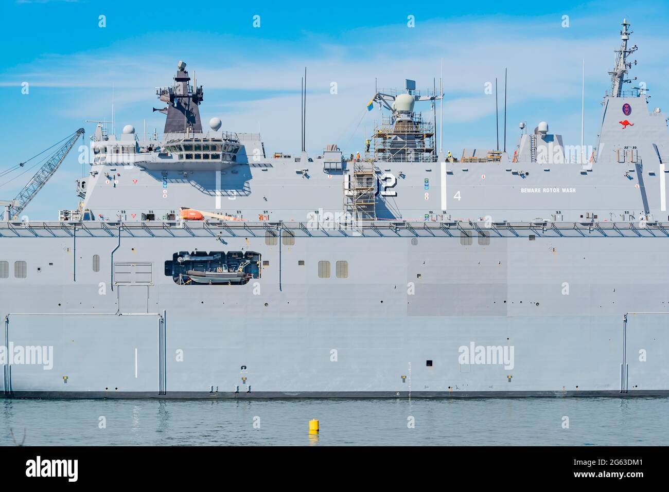 Landung hubschrauber dock schiff -Fotos und -Bildmaterial in hoher Auflösung - Seite 2 - Alamy