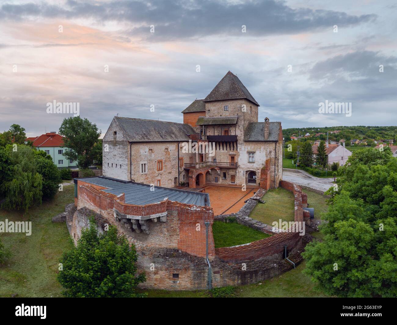 Simontornya stadt -Fotos und -Bildmaterial in hoher Auflösung – Alamy
