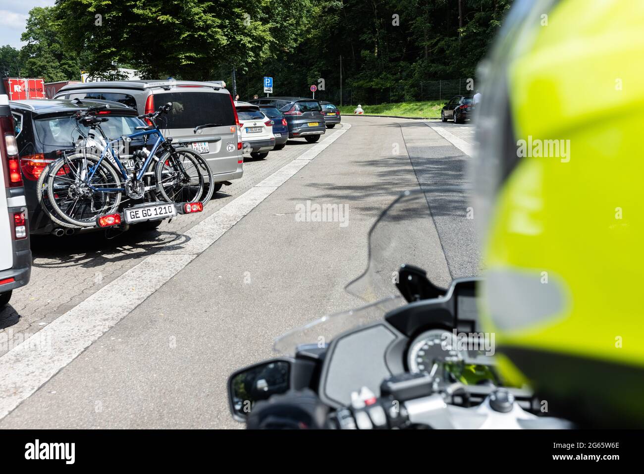 02. Juli 2021, Nordrhein-Westfalen, Königsforst: Staubberater Herbert ...