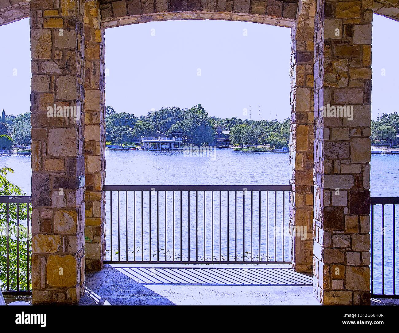 Ziegel und steinbogen -Fotos und -Bildmaterial in hoher Auflösung ...
