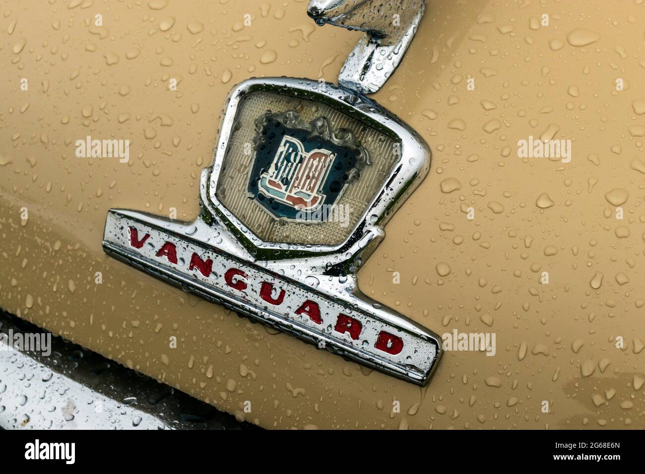 Standard vanguard -Fotos und -Bildmaterial in hoher Auflösung – Alamy